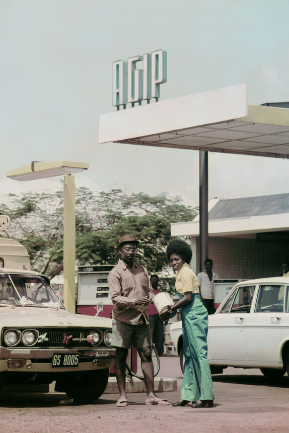 Poetic threads. Spotlight: James Barnor | Meer